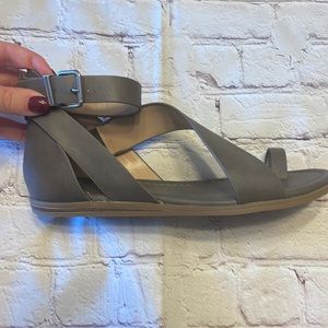 Wonderly | Shoes | Nwt Wonderly Grey Sandals | Poshmark